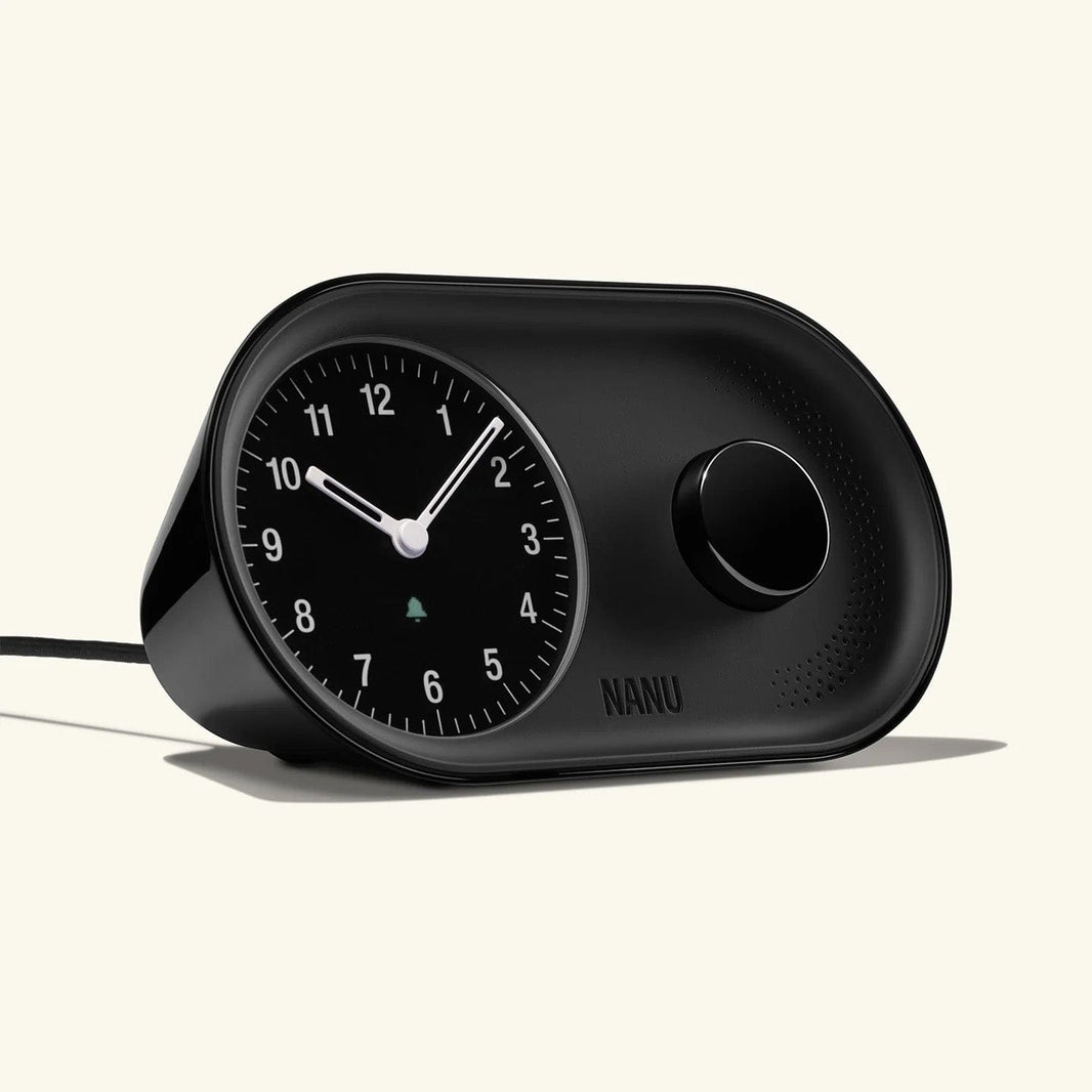 Custom Tech for Company Gifts | Corporate Gifts – Clove & Twine