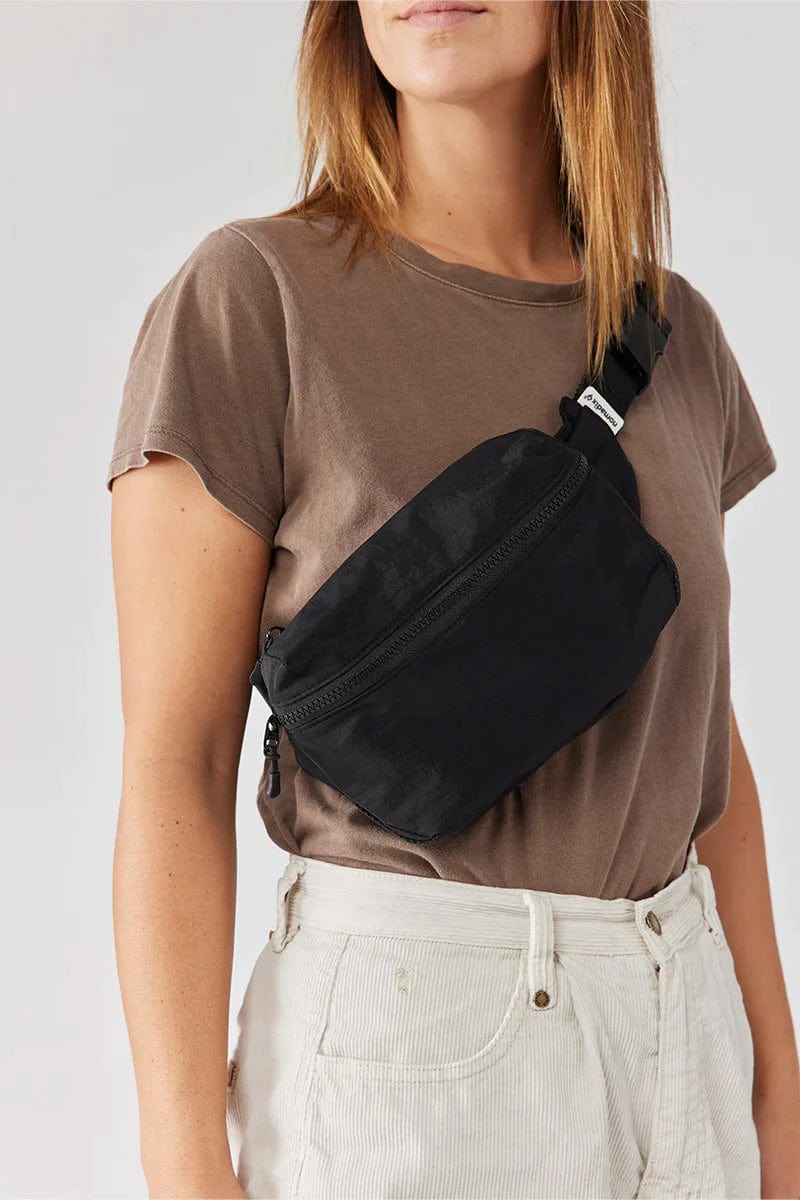 Custom Nomadix Fanny Pack | Corporate Gifts | Clove & Twine