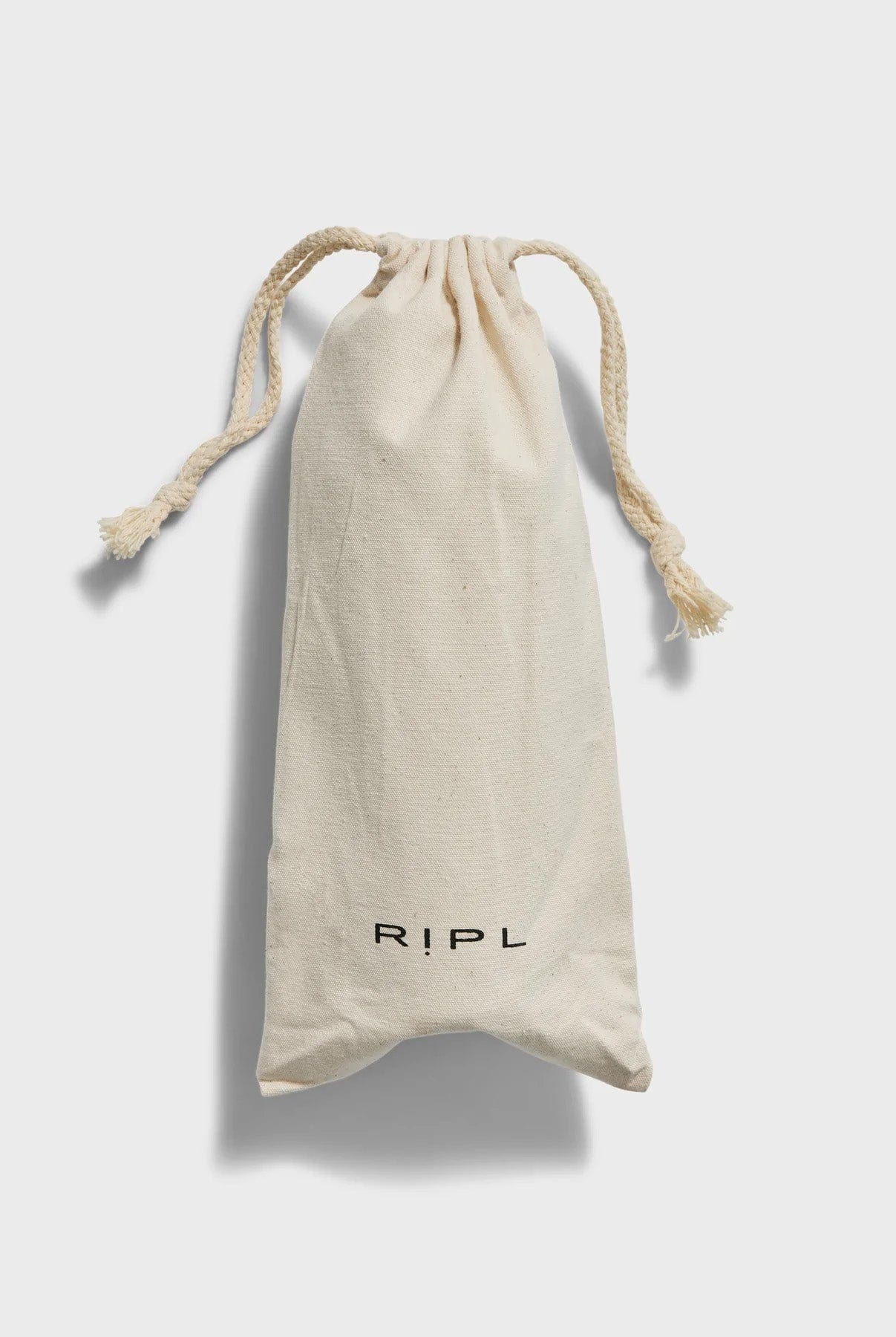 Custom Ripl Water Bottle | Corporate Gifts | Clove & Twine